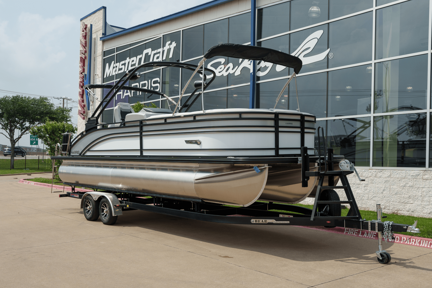 2023 Harris Solstice 250 MarineMax Dallas