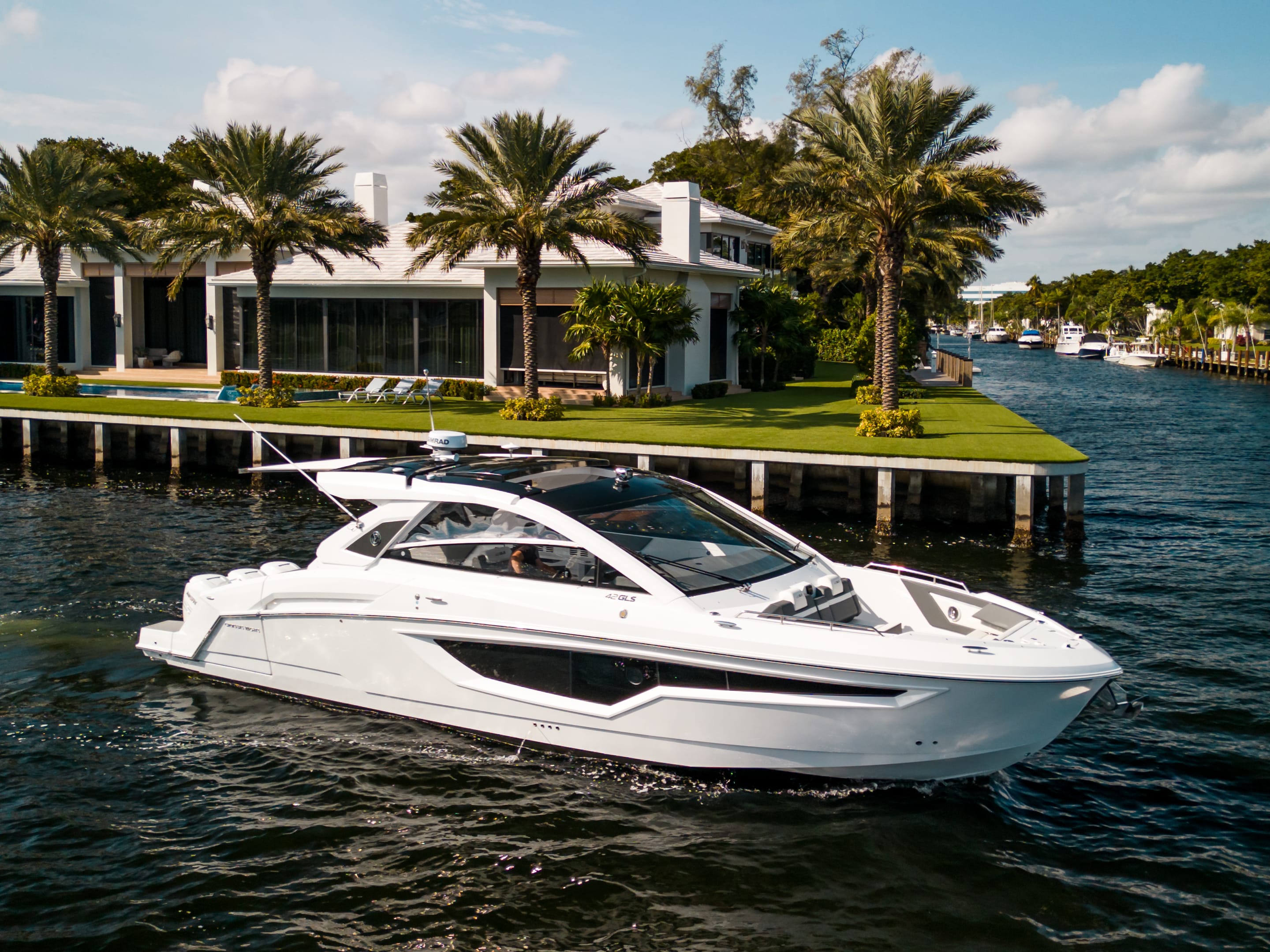 2021 Cruisers Yachts 42 GLS MarineMax Yacht Center 2021 Cruisers Yachts 42 GLS MarineMax Yacht Center