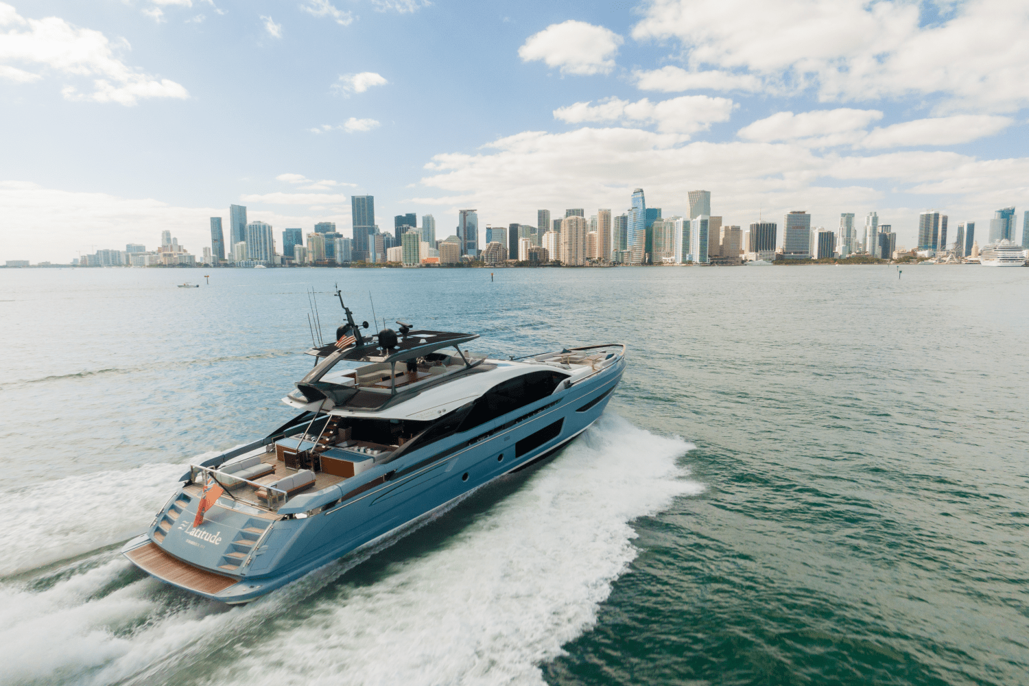 2022 Azimut S10 MarineMax Miami