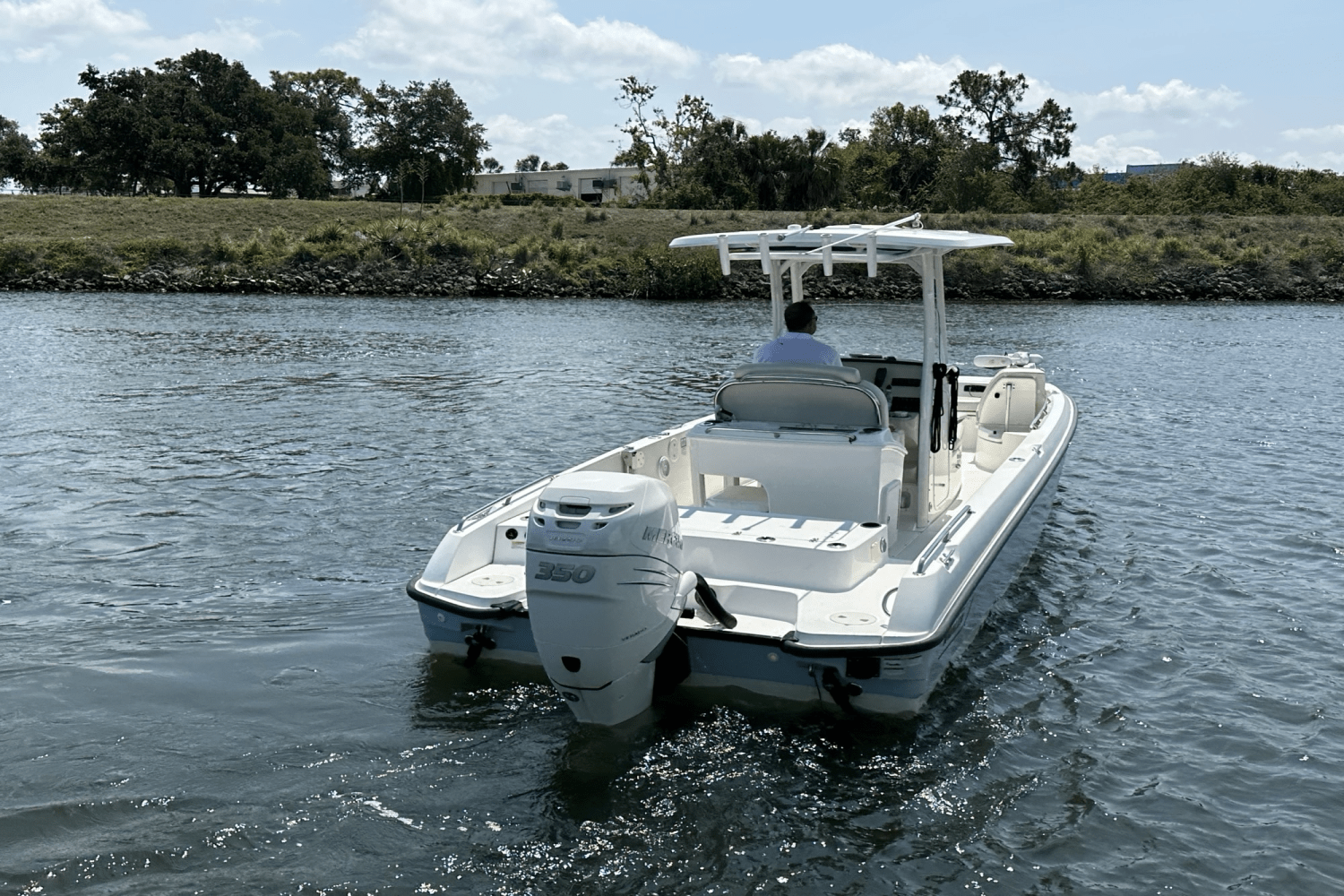 2020 Boston Whaler 270 Dauntless MarineMax Venice